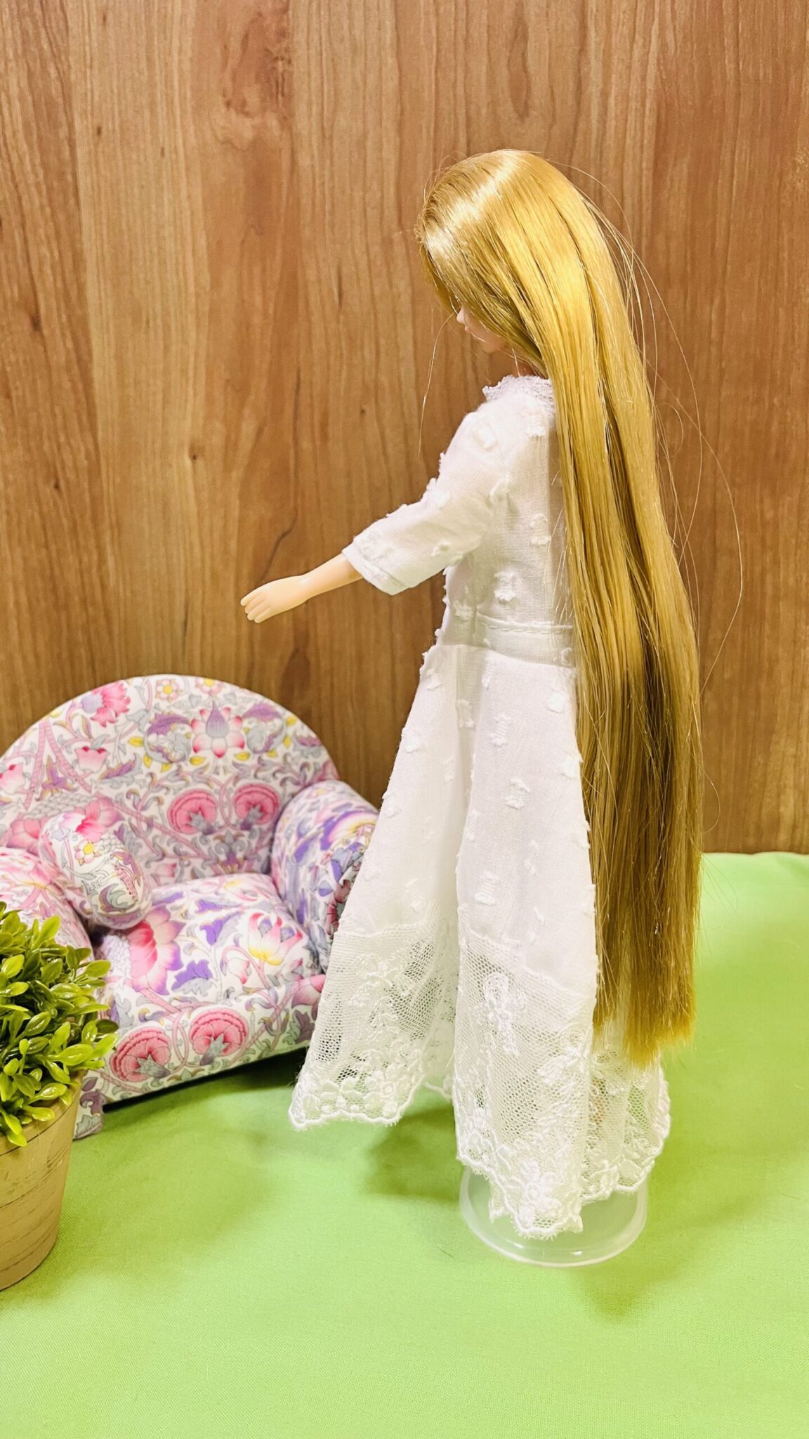 袖ありフレアワンピースを作る方法：ジェニー27cm・40cm・MDDドール服 | リンデリン